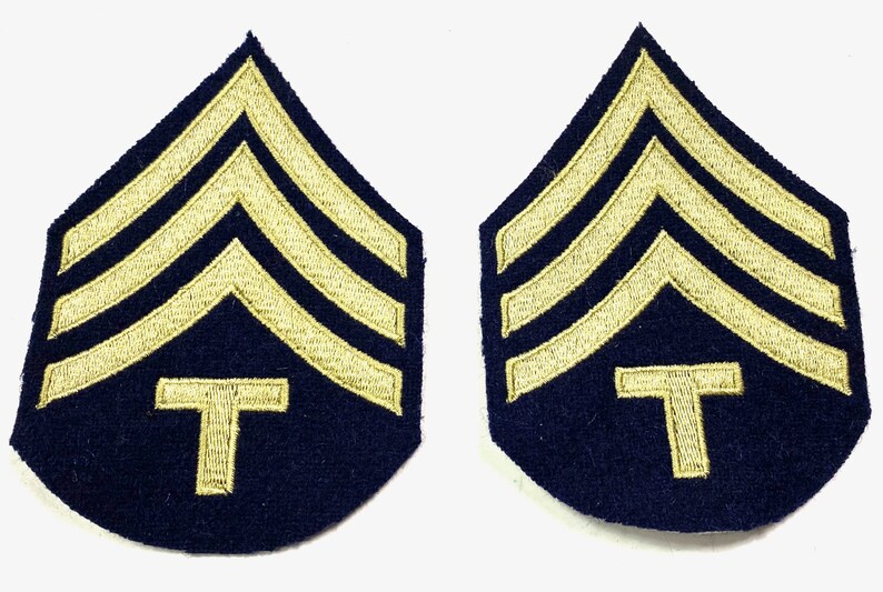 WWII US Army NCO T-5 Tech-sargeant Jacket Sleeve Rank Insignia Chevrons ...