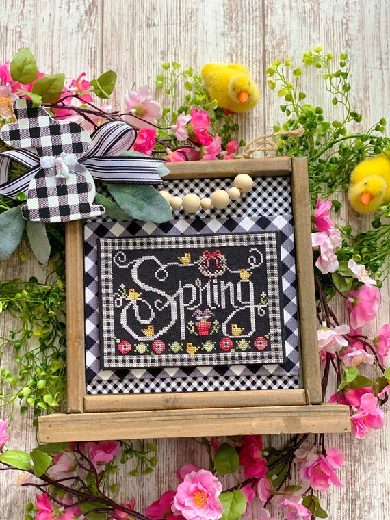 Buffalo Plaid Spring - Etsy