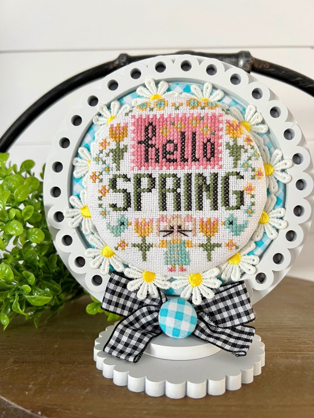 Hello Spring-roundabouts - Etsy
