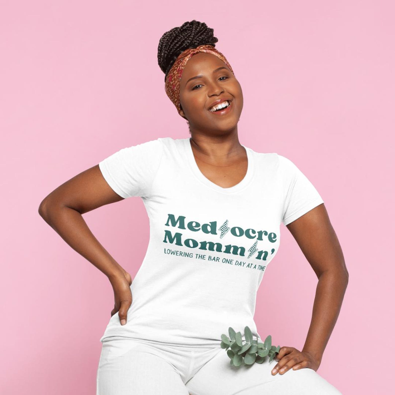 Mediocre Mommin' SVG PNG JPG: Funny Mom Quote (digital Download) - Etsy