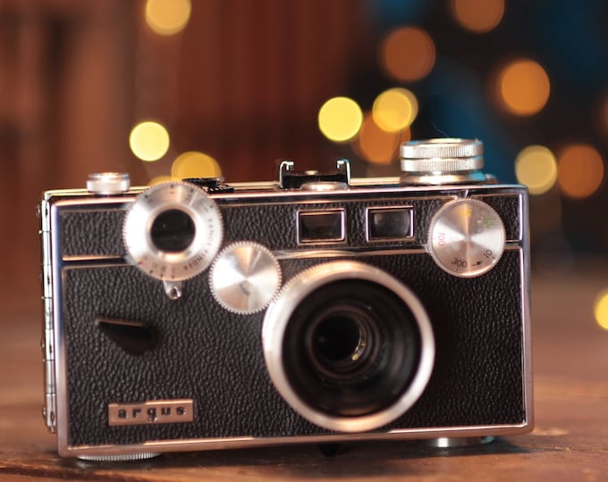 Vintage ARGUS C-3 "the Brick" 35mm Rangefinder Film Camera, Circa: 1955 ...