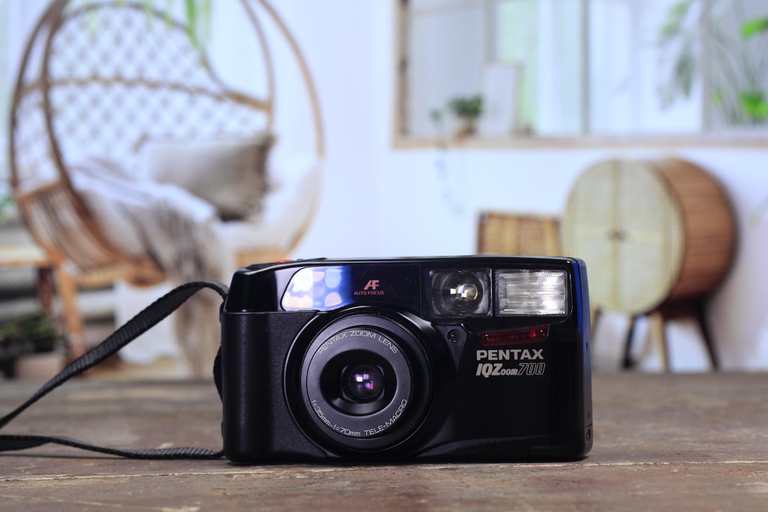 Pentax Iqzoom 700: Vintage 35mm Film Camera, Tested & Working - Etsy