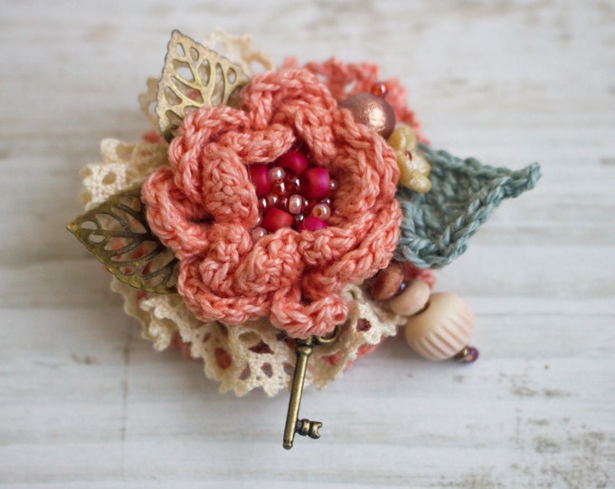 Textile Brooch, Knitted Crochet Brooch. Boho Style Handmade. Shabby ...