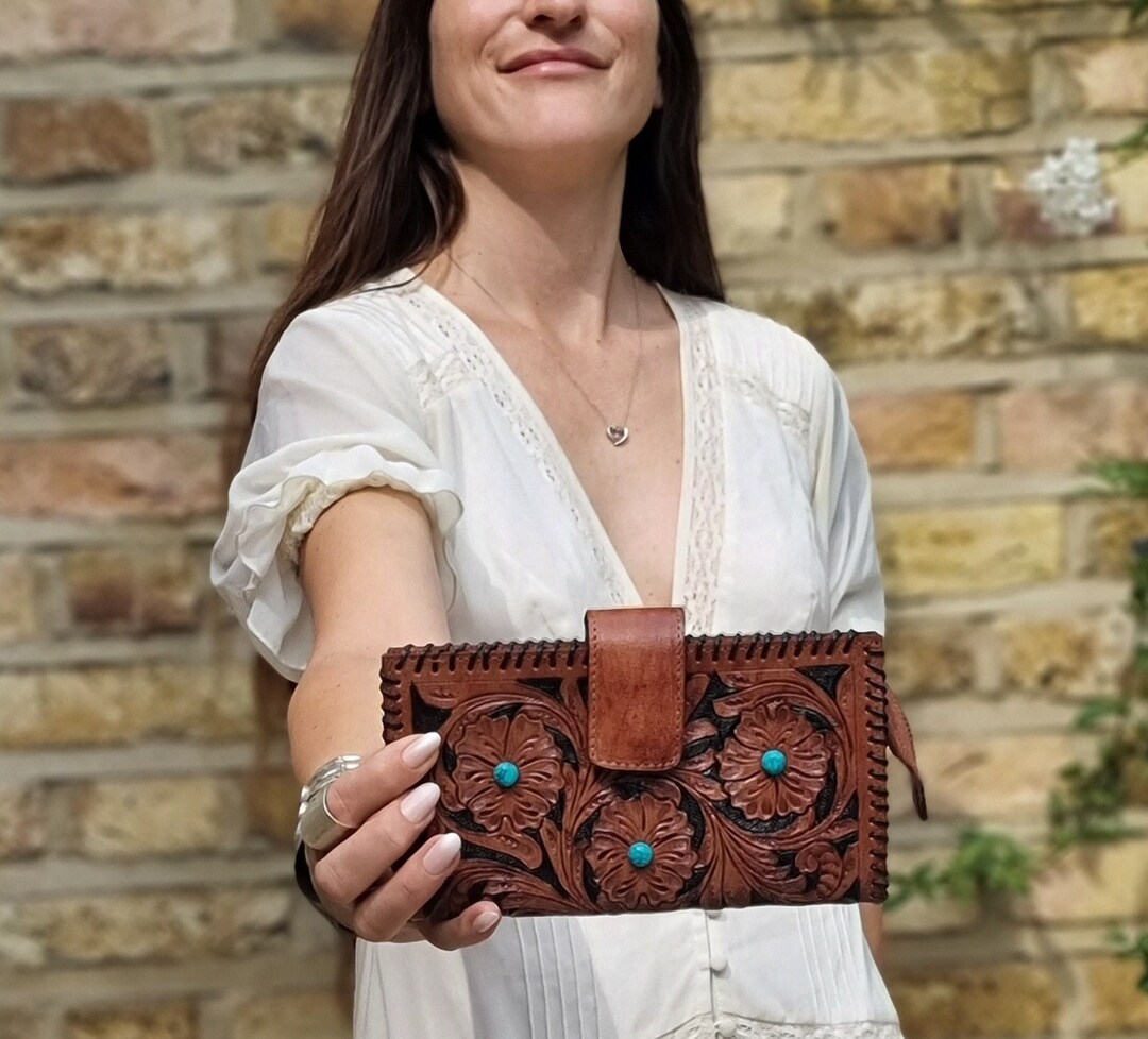 Large Women WESTERN LEATHER WALLET With Zipper Tooled - Etsy