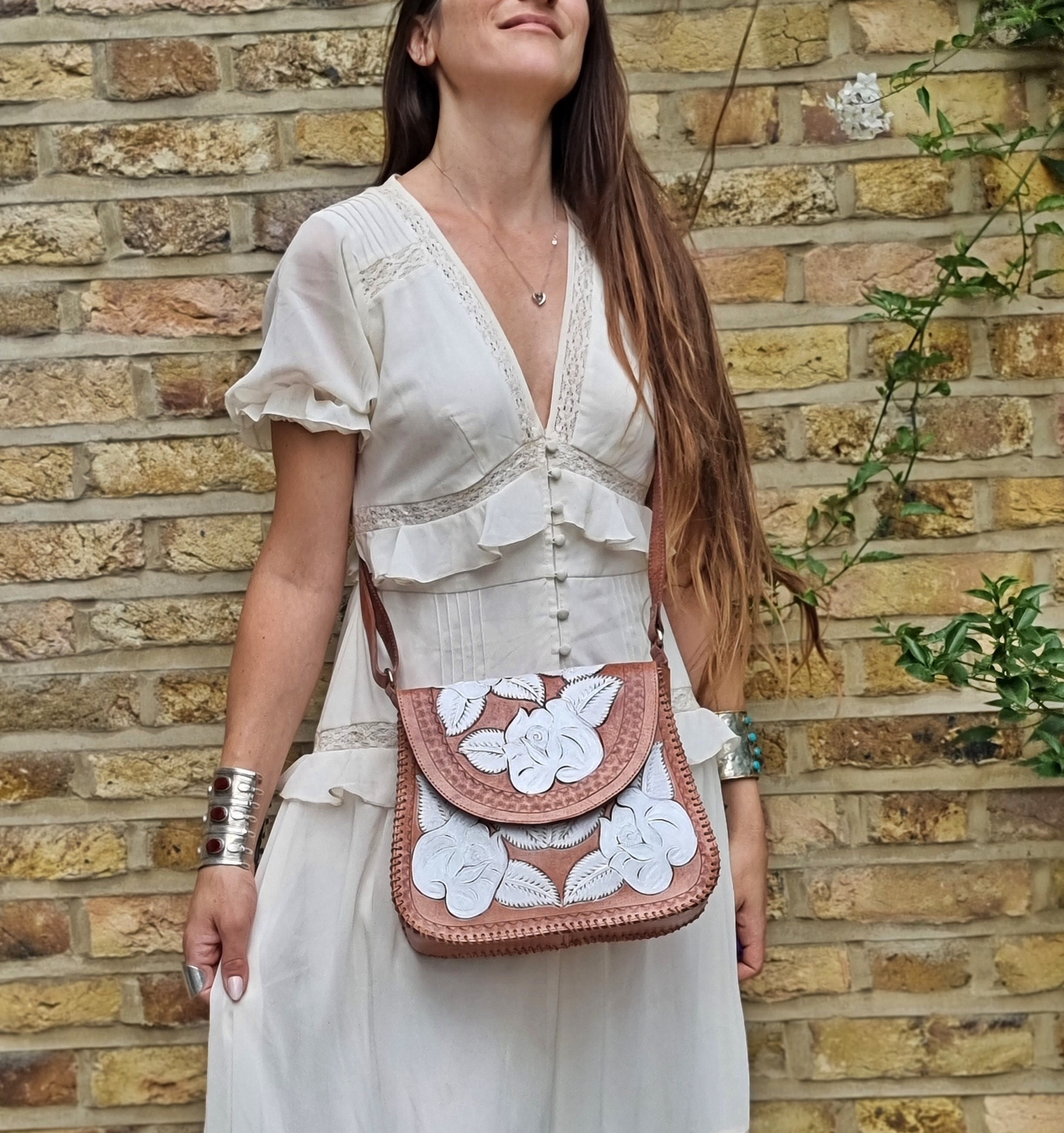 Hand Painted WHITE ROSE LEATHER Bag Tooled Flower Purse Boho - Etsy