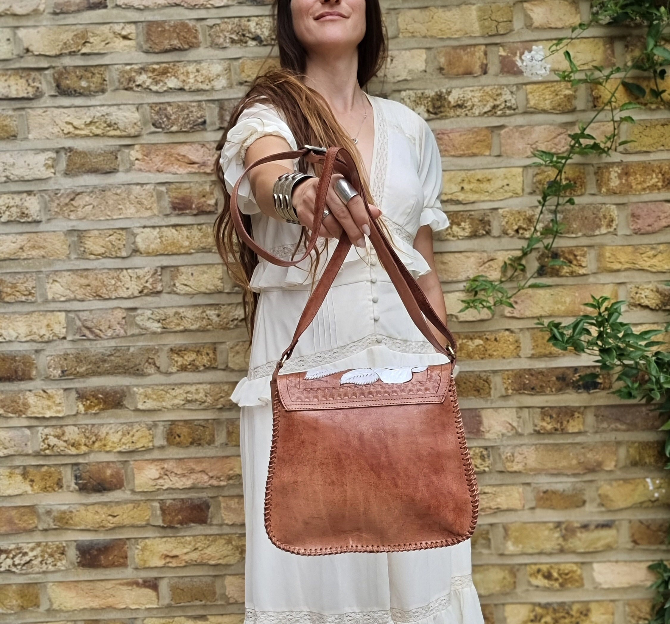 Hand Painted WHITE ROSE LEATHER Bag Tooled Flower Purse Boho - Etsy