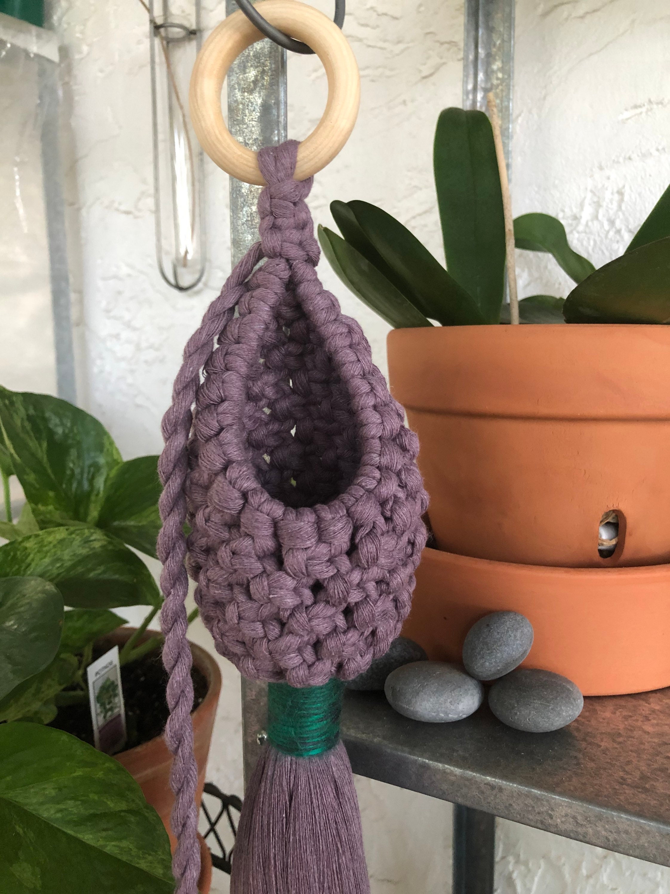 Pod de la planta de macramé de lavanda colgador de la planta - Etsy España