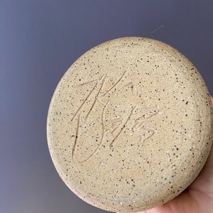 Vintage Midcentury Modern Studio Art Comb Pottery Stoneware Vase Beige ...