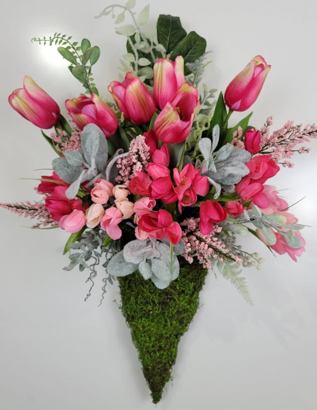 Pink Tulip Door Hanger, Floral Home Décor, Bouquet of Flowers Wall ...