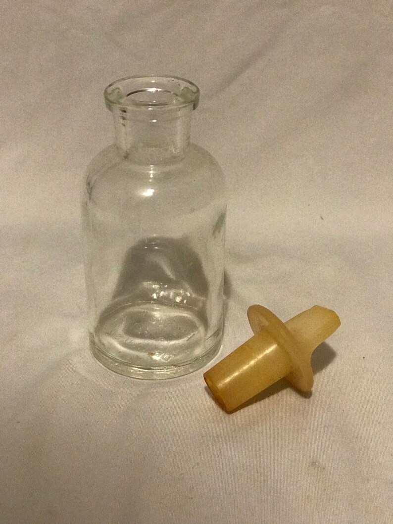 Vintage Pyrex Apothecary Glass Bottle With Stopper Home and Kitchen ...