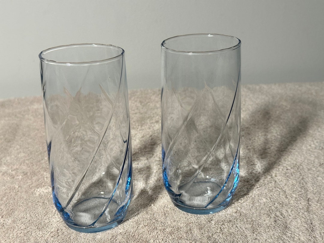 Vintage 16oz Libbey Glass Company Light Ice Blue Swirl Water Tumbler ...