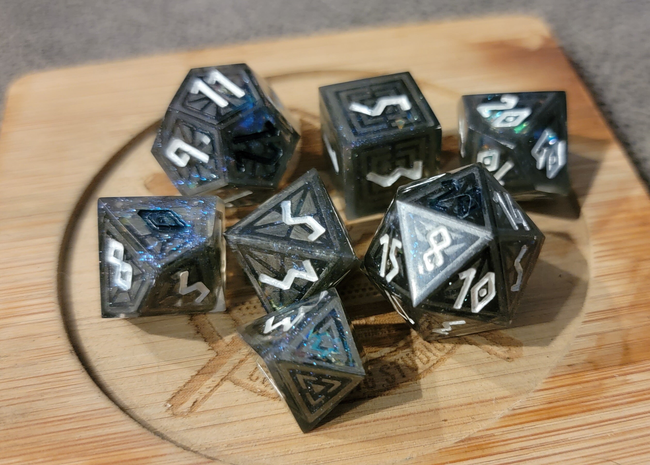 Stained Glass Mosiacs-- Handmade Resin 7pcs Polyhedral Dnd Dungeons and ...