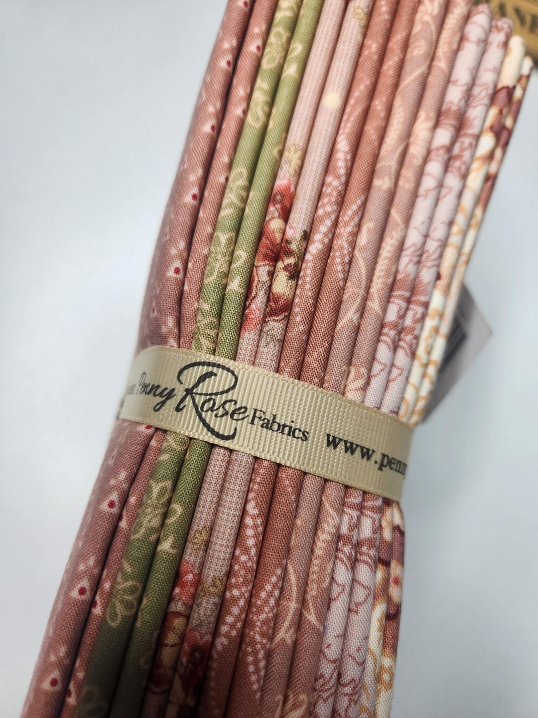 Rose Floral Cotton Fabric Quilt Bundle. Vintage Floral Fabric, Floral ...