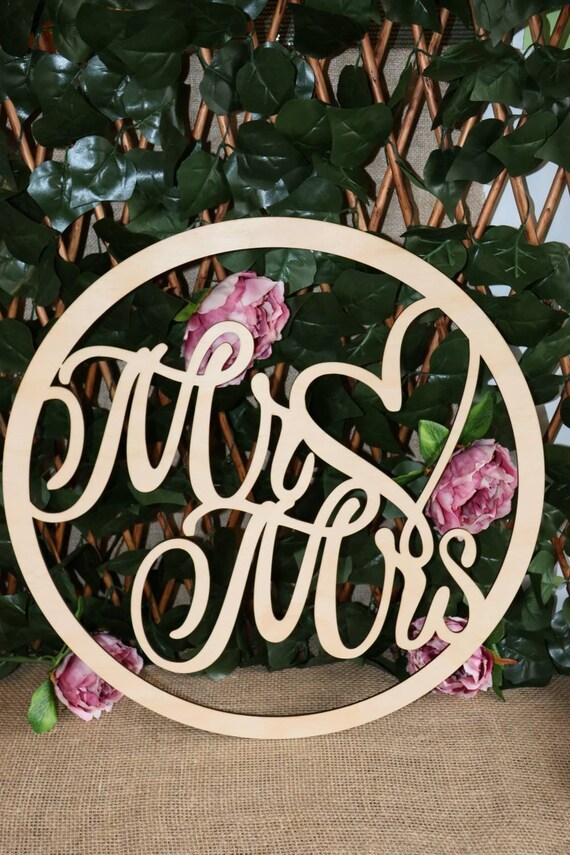Mr and Mrs Heart Hoop Sign Wedding Decorations Wedding - Etsy