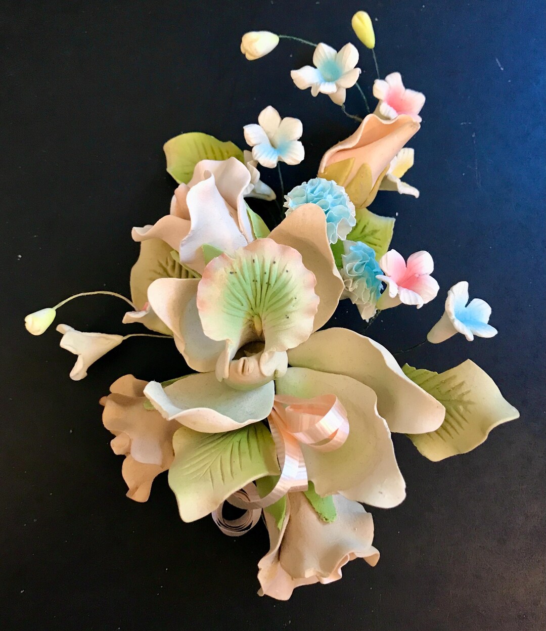 Vintage Gum Paste Lily Rose Faux Flowers Corsage 7” Cake Topper Wedding ...
