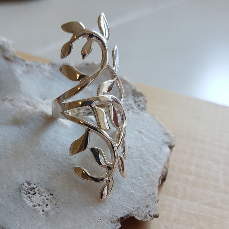 Sterling Silver Long Leaves Ring - Etsy UK