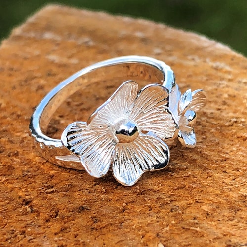 Sterling Silver Delicate Forget Me Not Ring - Etsy UK