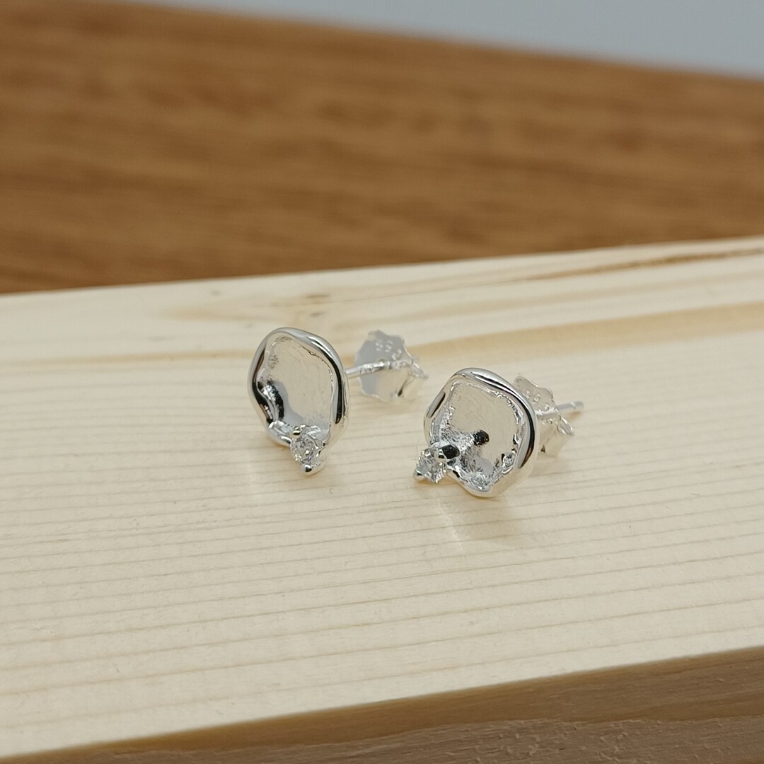 Sterling Silver Elf Cup Stud Earrings - Etsy UK