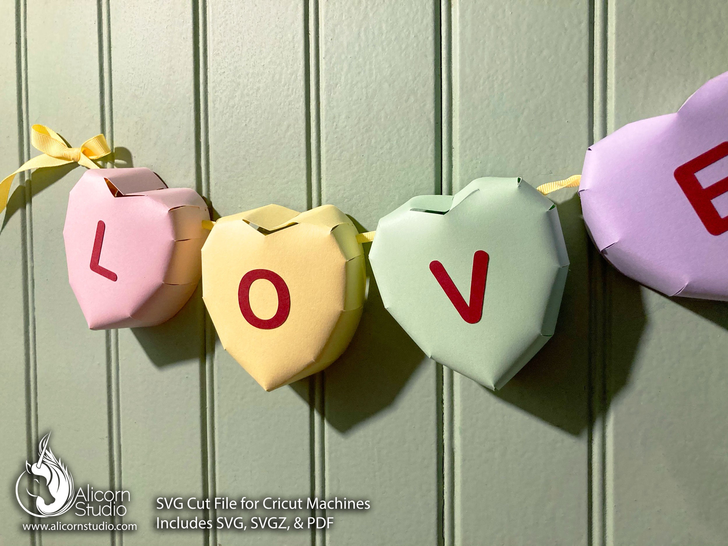 3D Paper Candy Hearts Valentine's Day Banner Bunting SVG - Etsy