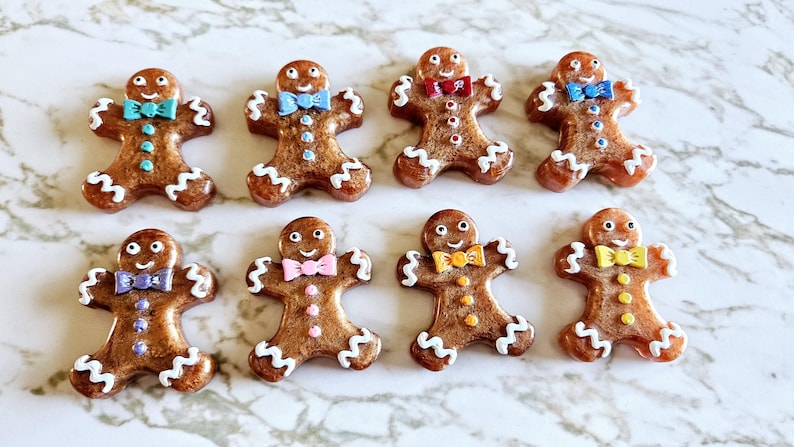 Gingerbread Men Magnets - Winter Holidays - Hand Painted Magnets Made ...