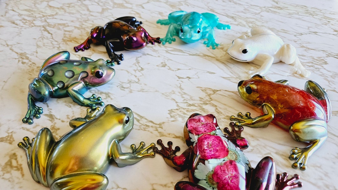 Large Realistic Frog 3D Frog Figure Made in Resin - Etsy