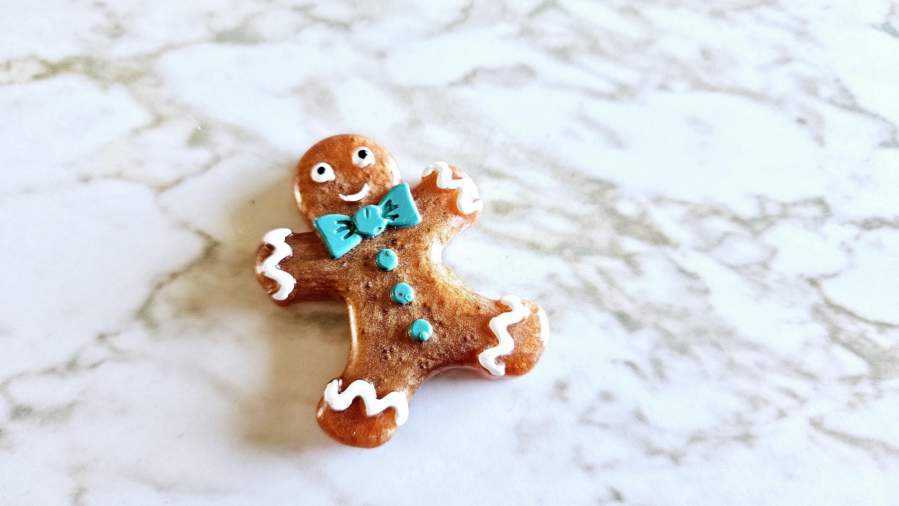 Gingerbread Men Magnets - Winter Holidays - Hand Painted Magnets Made ...
