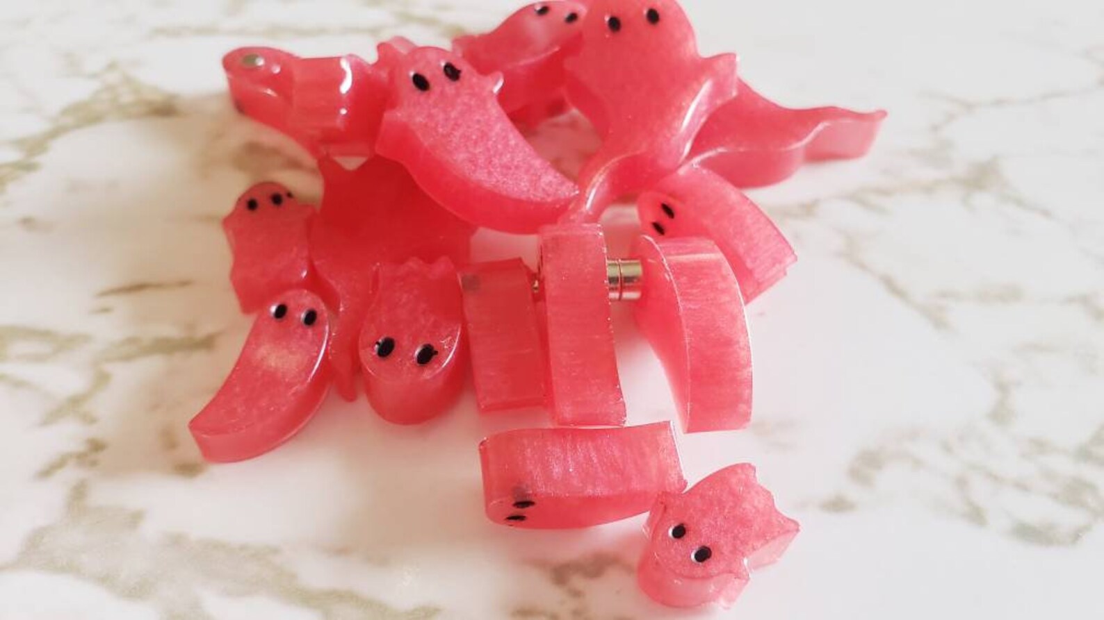 A Haunting of Ghosties Magnets Set of 5 or 10 Ghost - Etsy