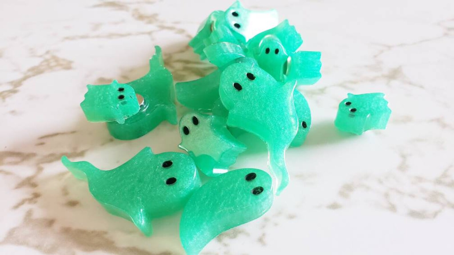 A Haunting of Ghosties Magnets Set of 5 or 10 Ghost - Etsy