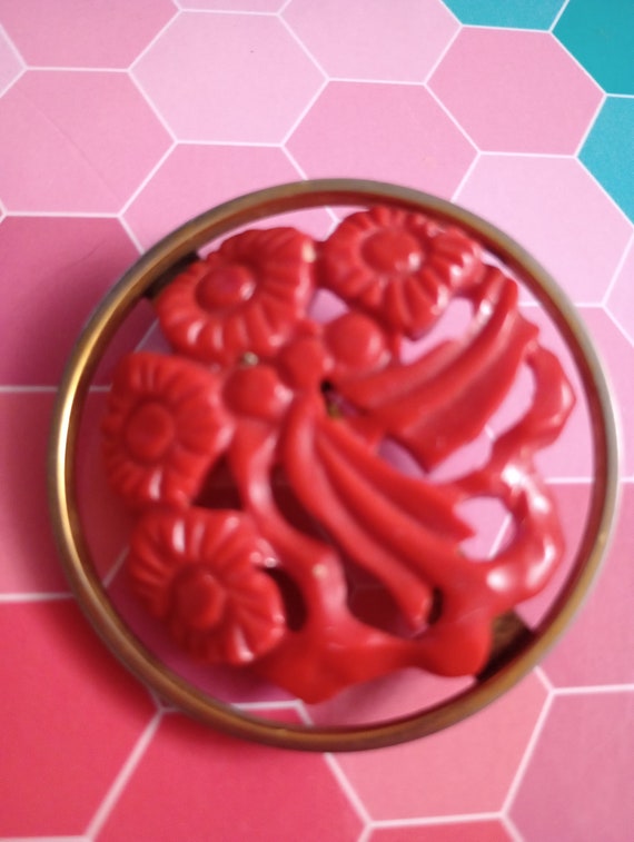 Bakelite Flower Brooch - Gem