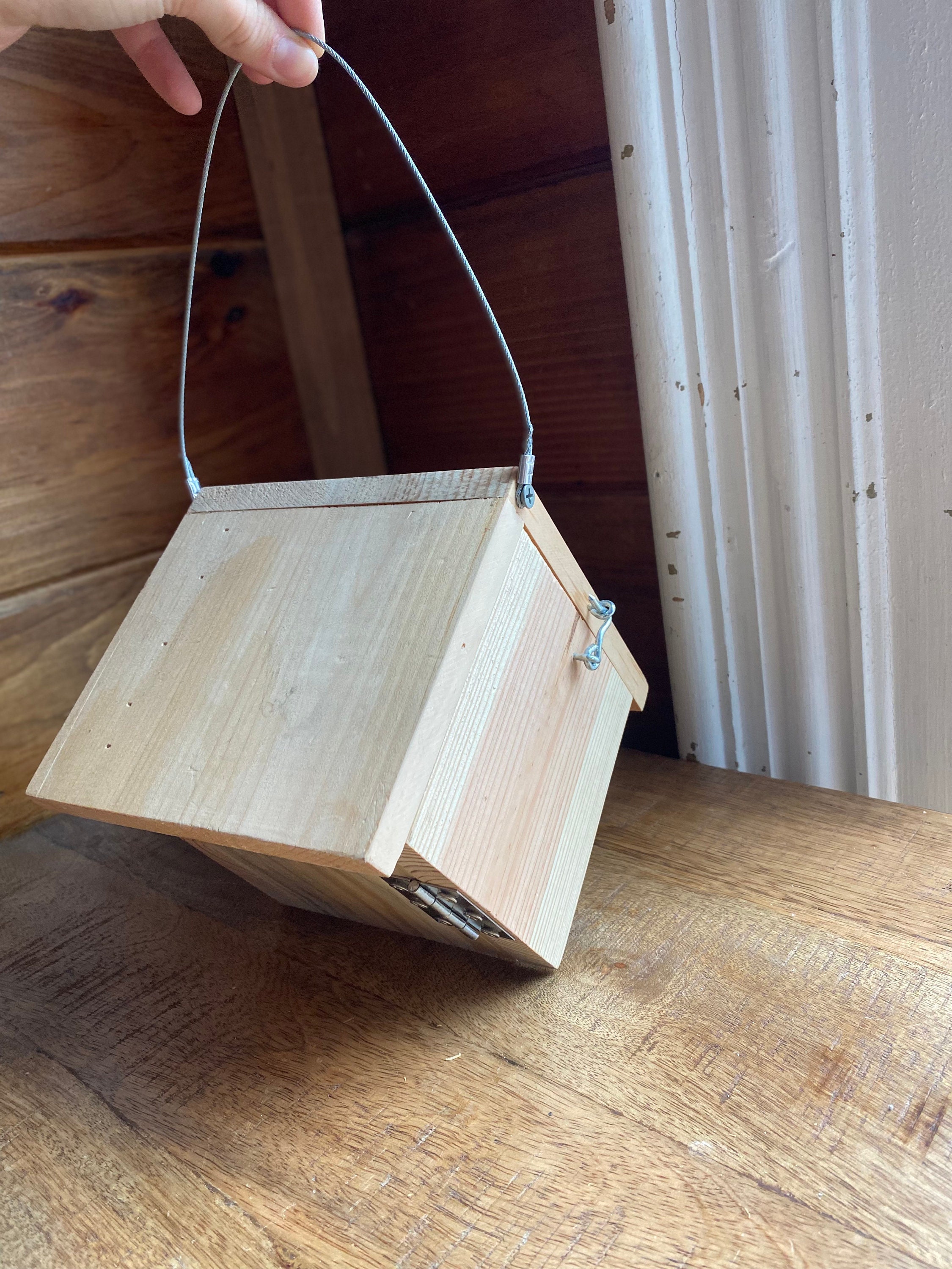 Hanging Wren Bird House, Wren Birdhouse, Simple Bird House, Small Bird ...