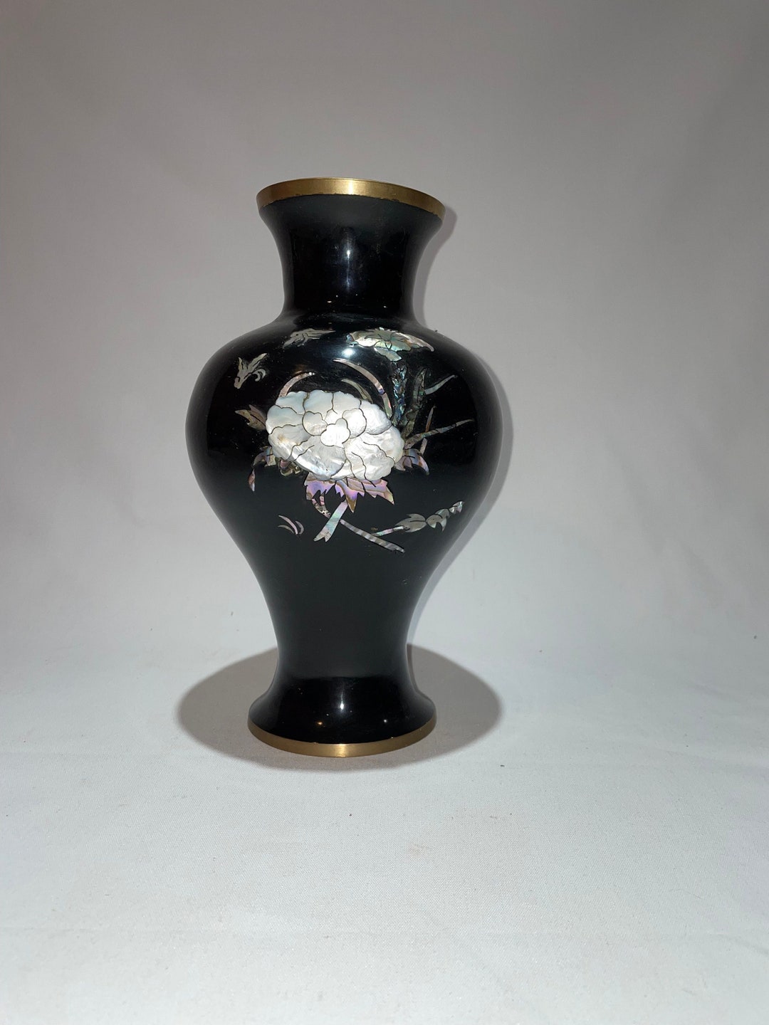 Black Lacquered Vase With Inlaid Mother of Pearl, 1970's, Korean - Etsy