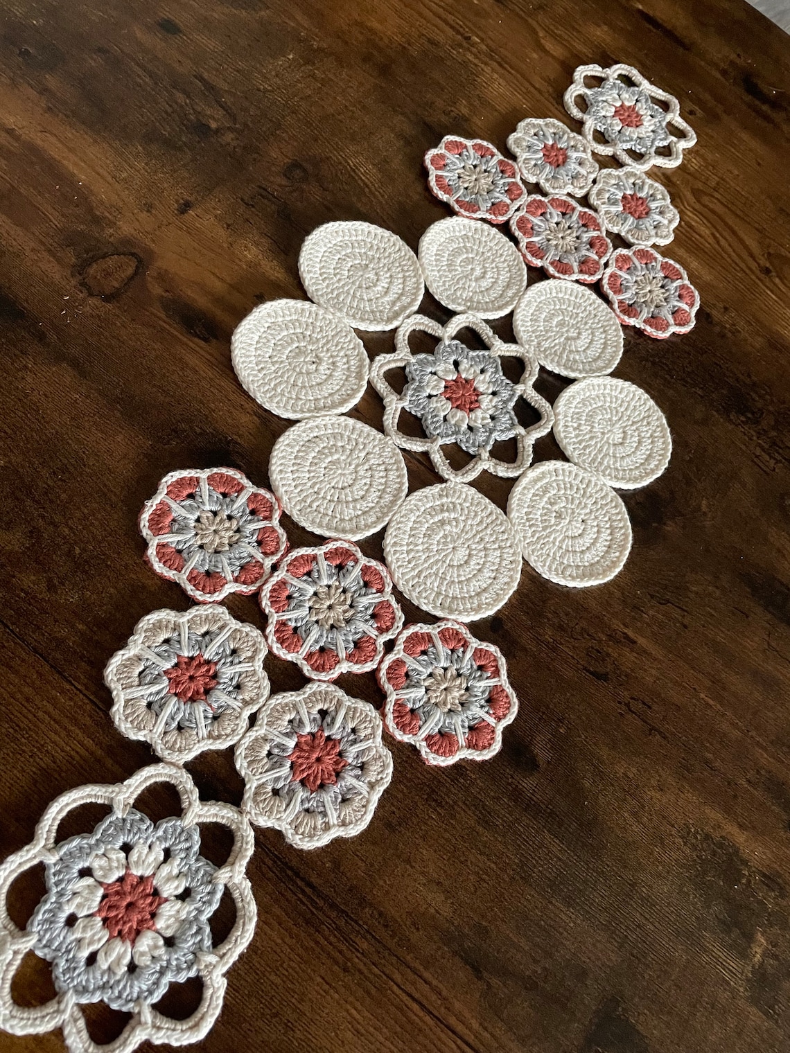 Crochet Table Runner Floral Table Runnercrochet Doilylace - Etsy