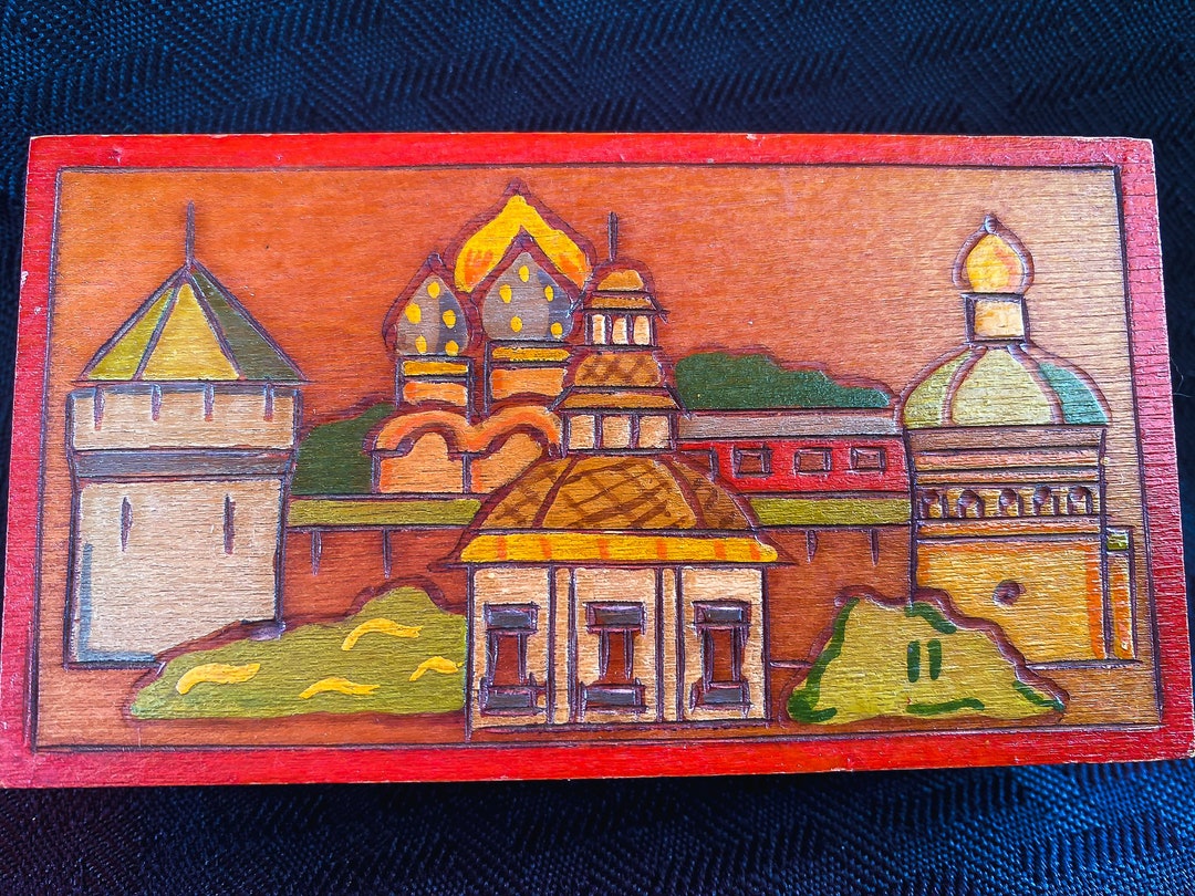 Boxes Around the World Collection: Vintage Folk Art Painted Box With ...
