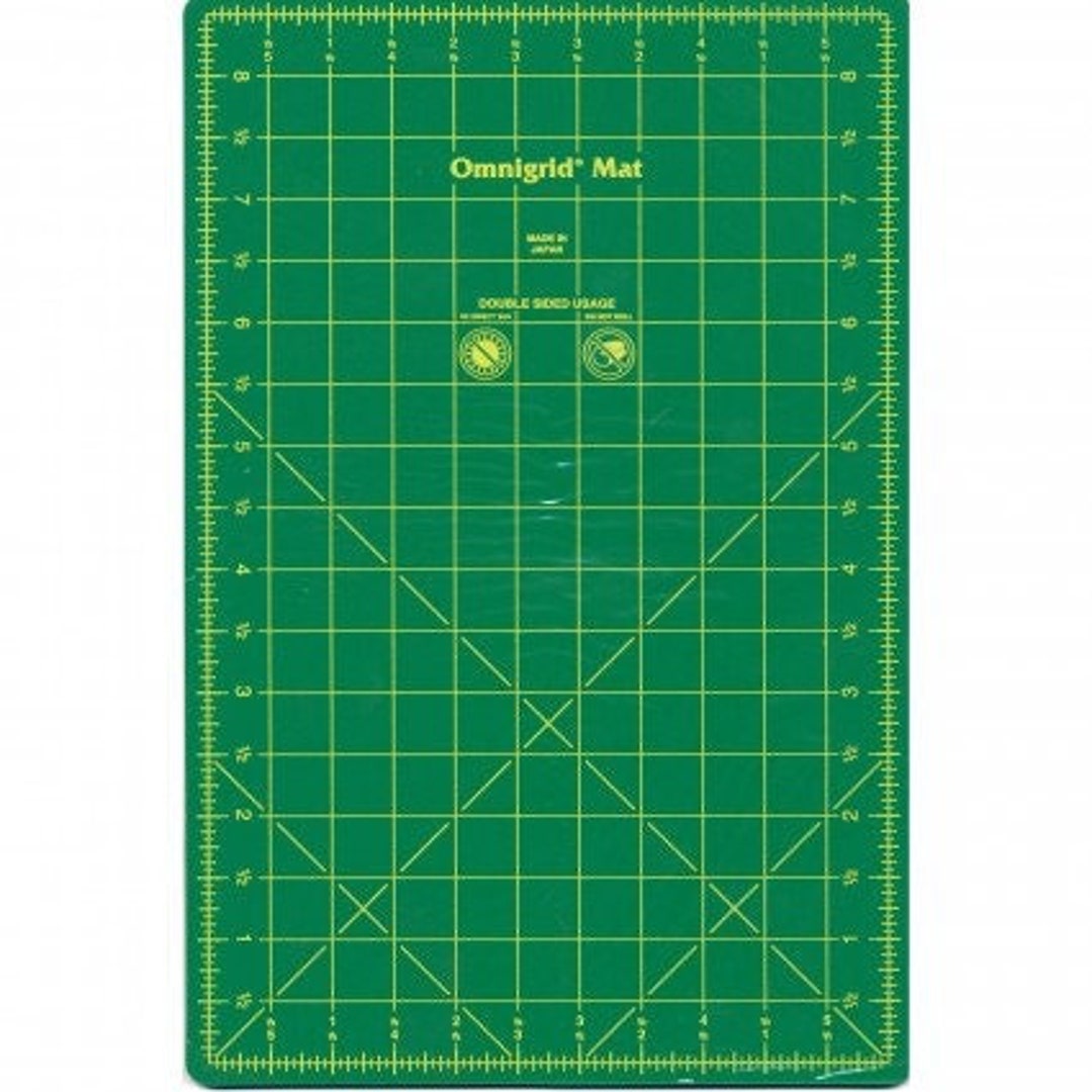 Omnigrid Cutting Mat 5.5 Inches by 8.5 Inches Green Self Healing Double ...