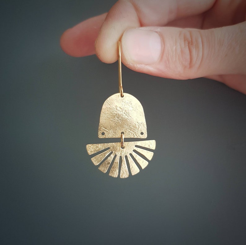 Beaten Brass Gold Tempest 'mini Cardoon' Fan & Arch - Etsy