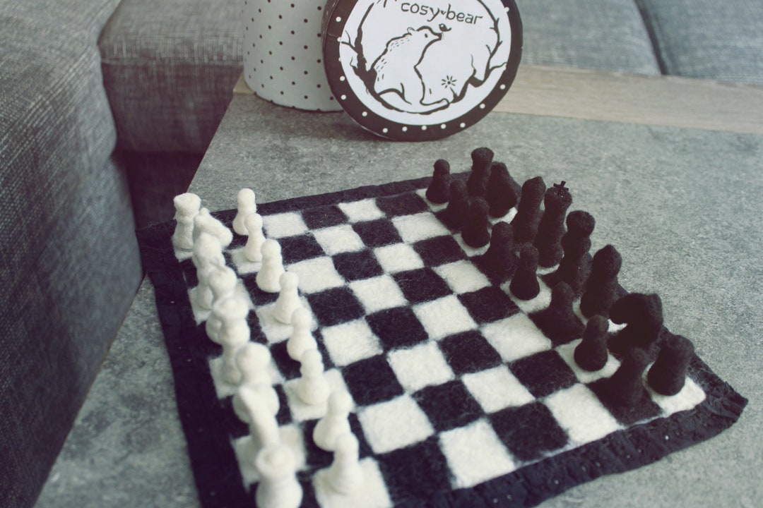 Needle Felted Wool Chess Set in a Box - Etsy