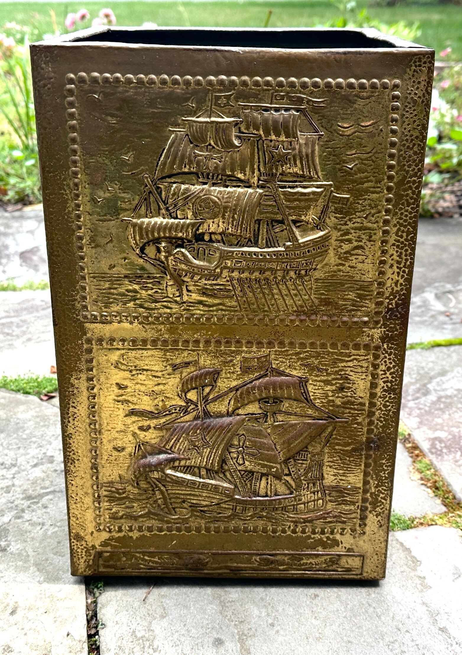 Hammered Brass Fireplace Tool Box Fireplace Tools Tinder Holder Vintage ...