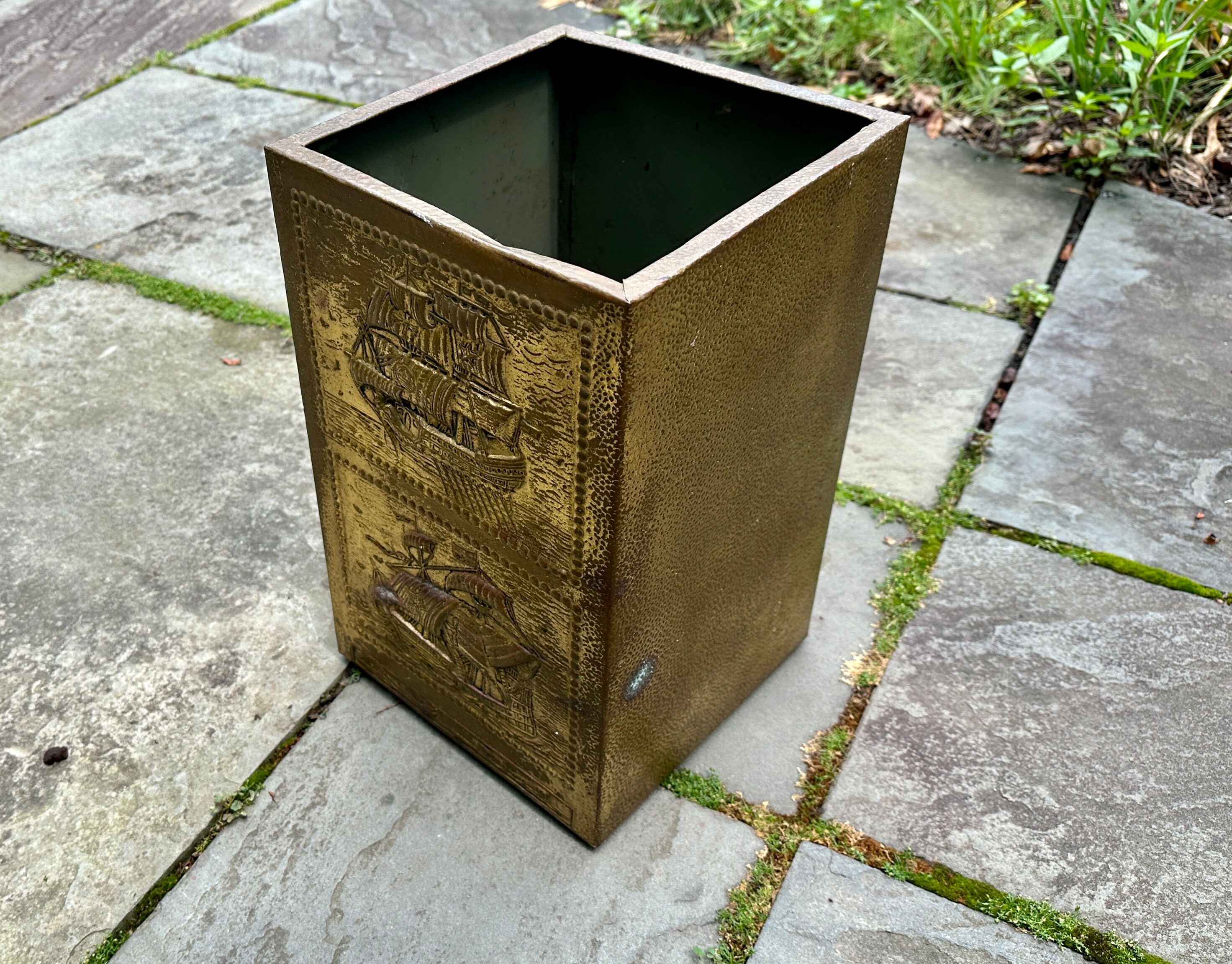 Hammered Brass Fireplace Tool Box Fireplace Tools Tinder Holder Vintage ...