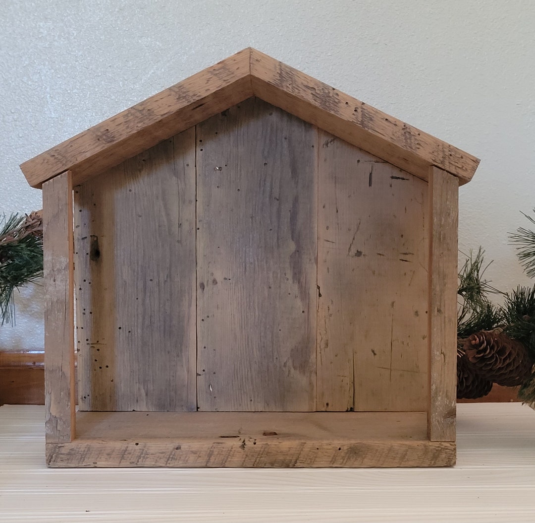 Antique Barn Wood Crèche, Stable, Wood Nativity Stable, Creche, Manger ...