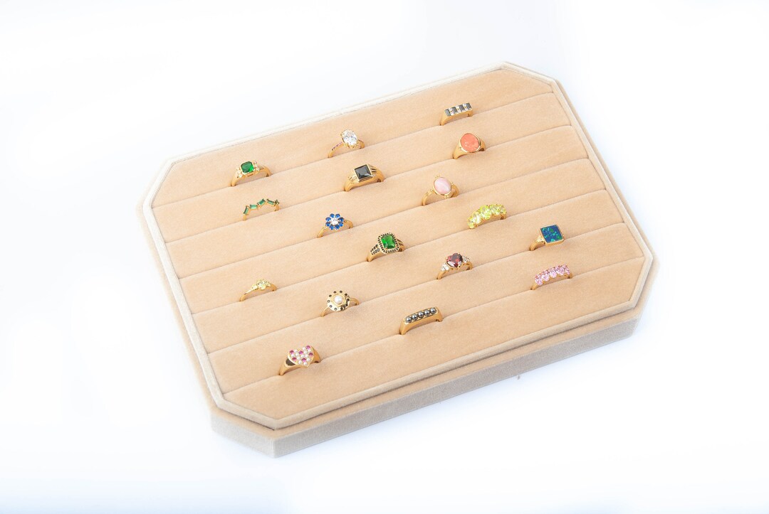 Large Beige Velvet Ring Display - Etsy