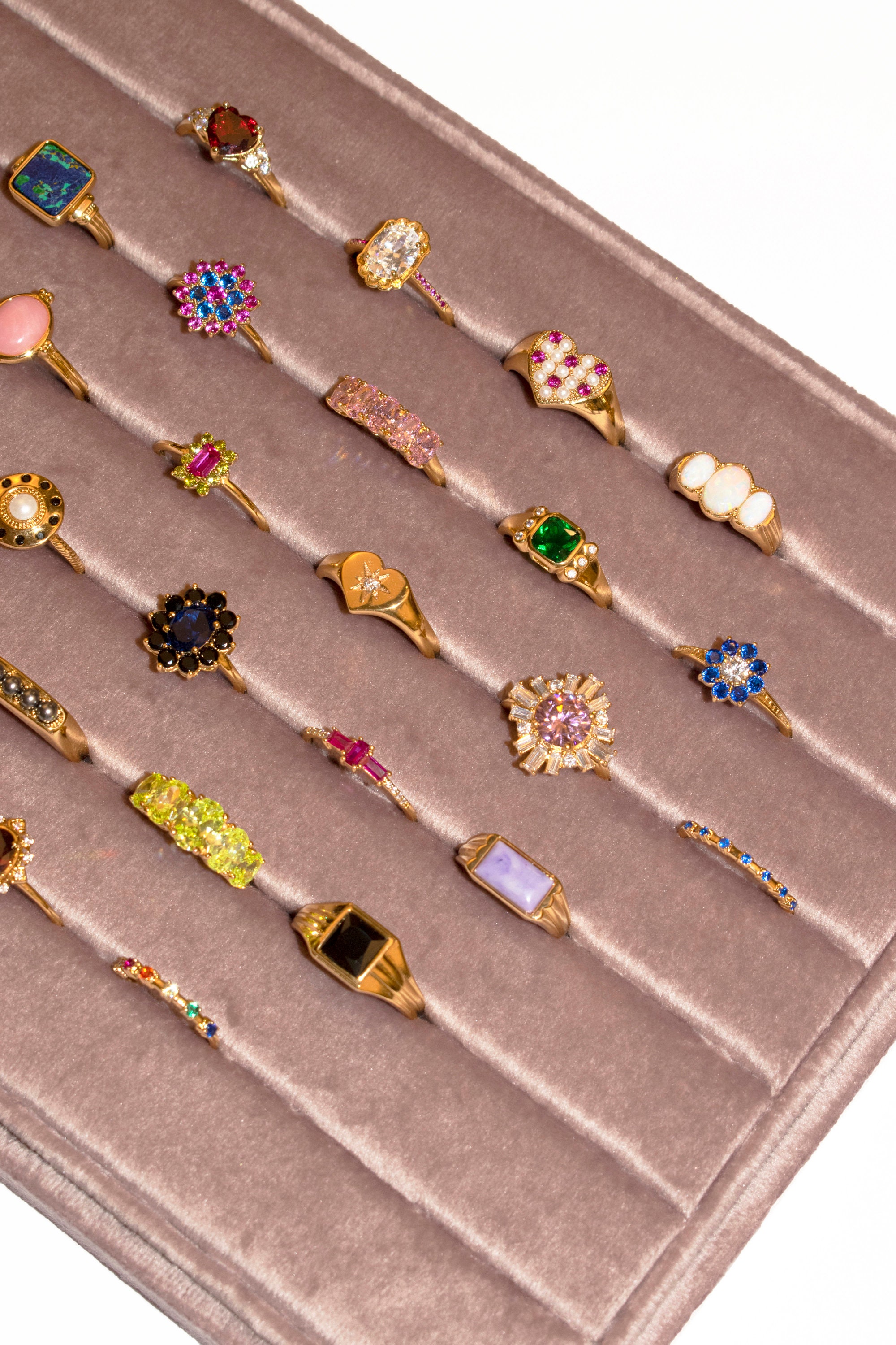 Large Purple Taupe Velvet Ring Display - Etsy