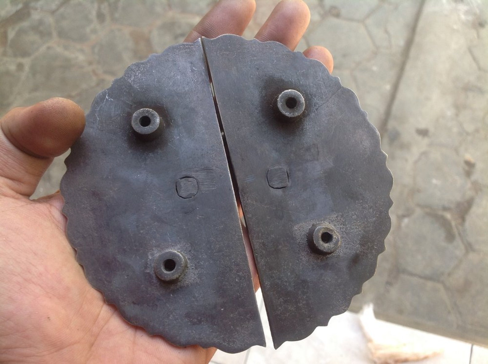 5.11 Solid Brass Retro Round Latch With Ring Pull Carved Door Latch ...