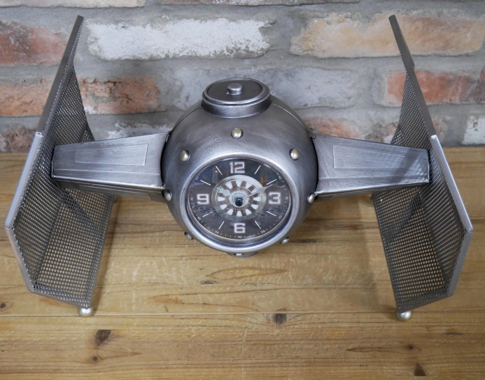 Spaceship Clock Star Wars Style Sci-Fi Metal Home Ornament | Etsy