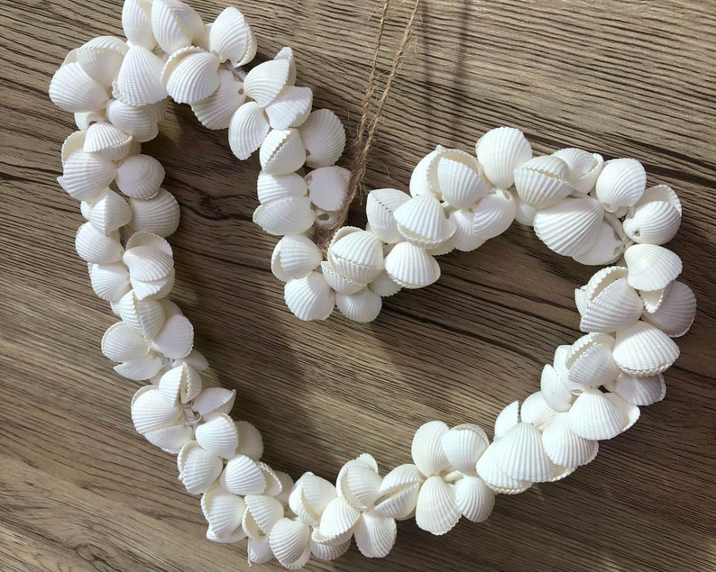 Cockle Shell Hanging Love Heart Sculpture Nautical Home Seaside Décor ...