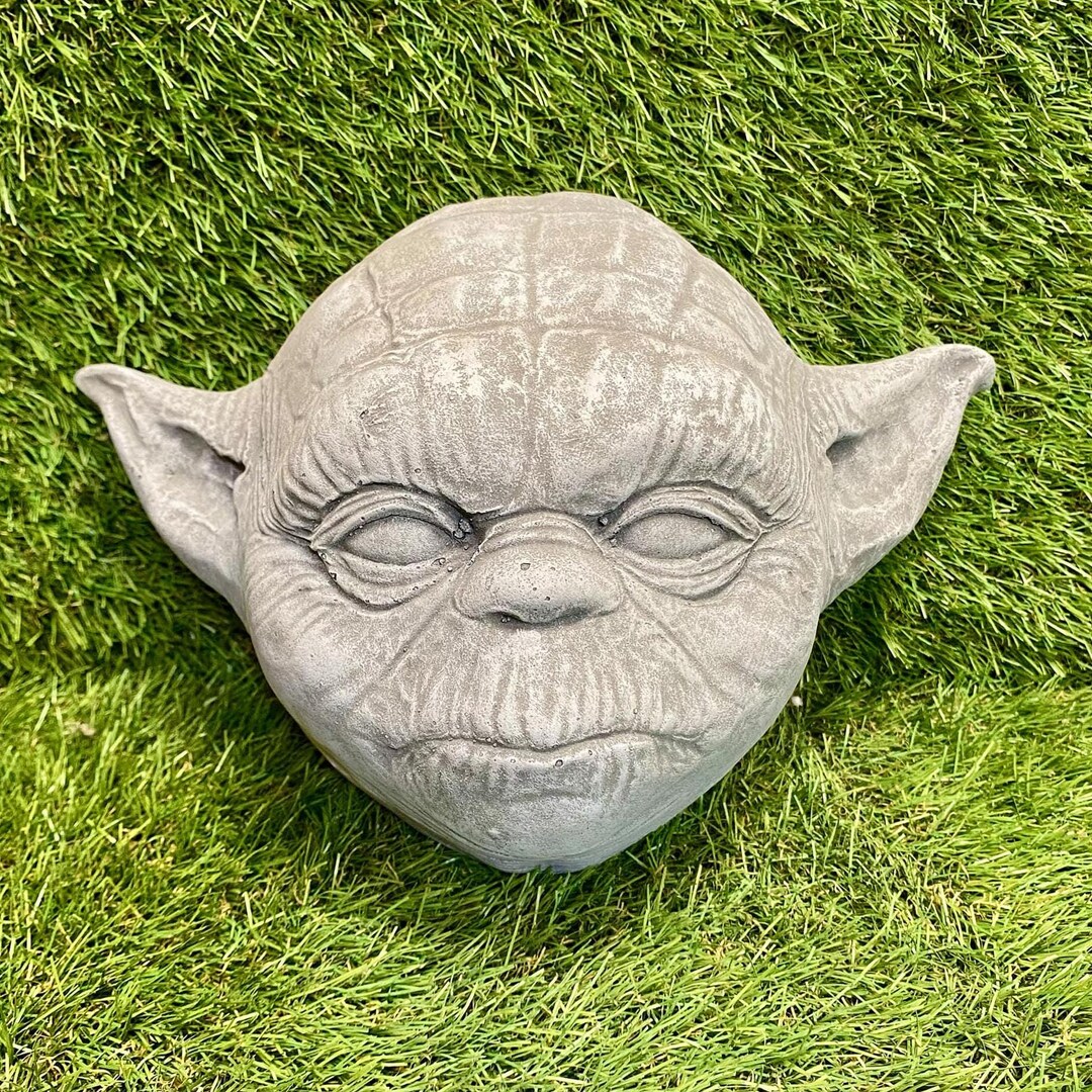 Large Concrete Yoda Face Wall Mounted Plaque Star Wars Theme Garden ...