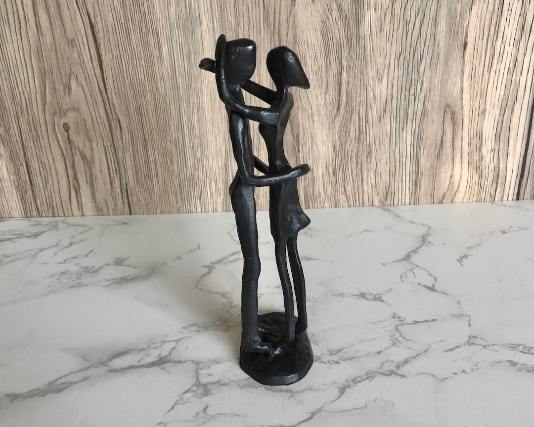 Metal Hugging Couple Sculpture Ornament High Quality Desk Figure Indoor ...