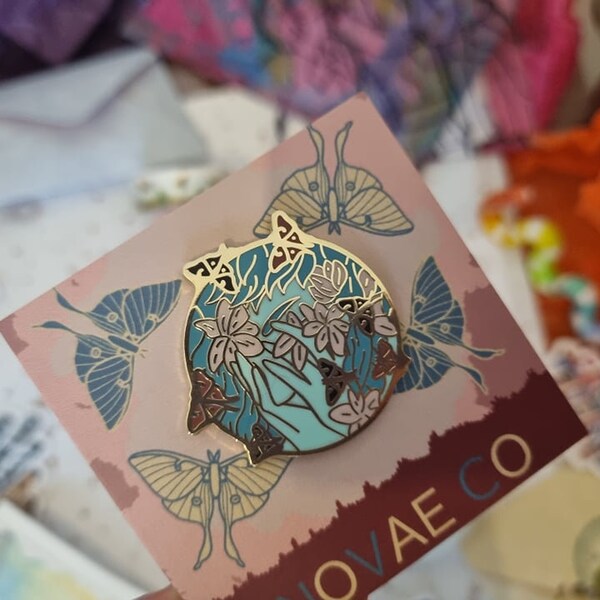 Luna Moth Pin - Etsy