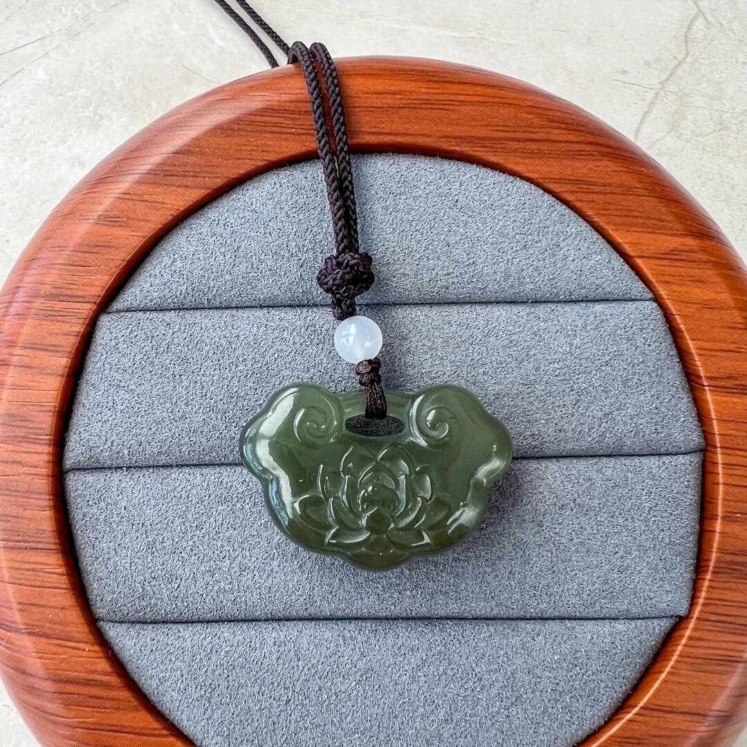 Lotus Ru Yi Luck Pendant, Ruyi Ru Yi, 如意, Nephrite Jade Pendant Hand ...