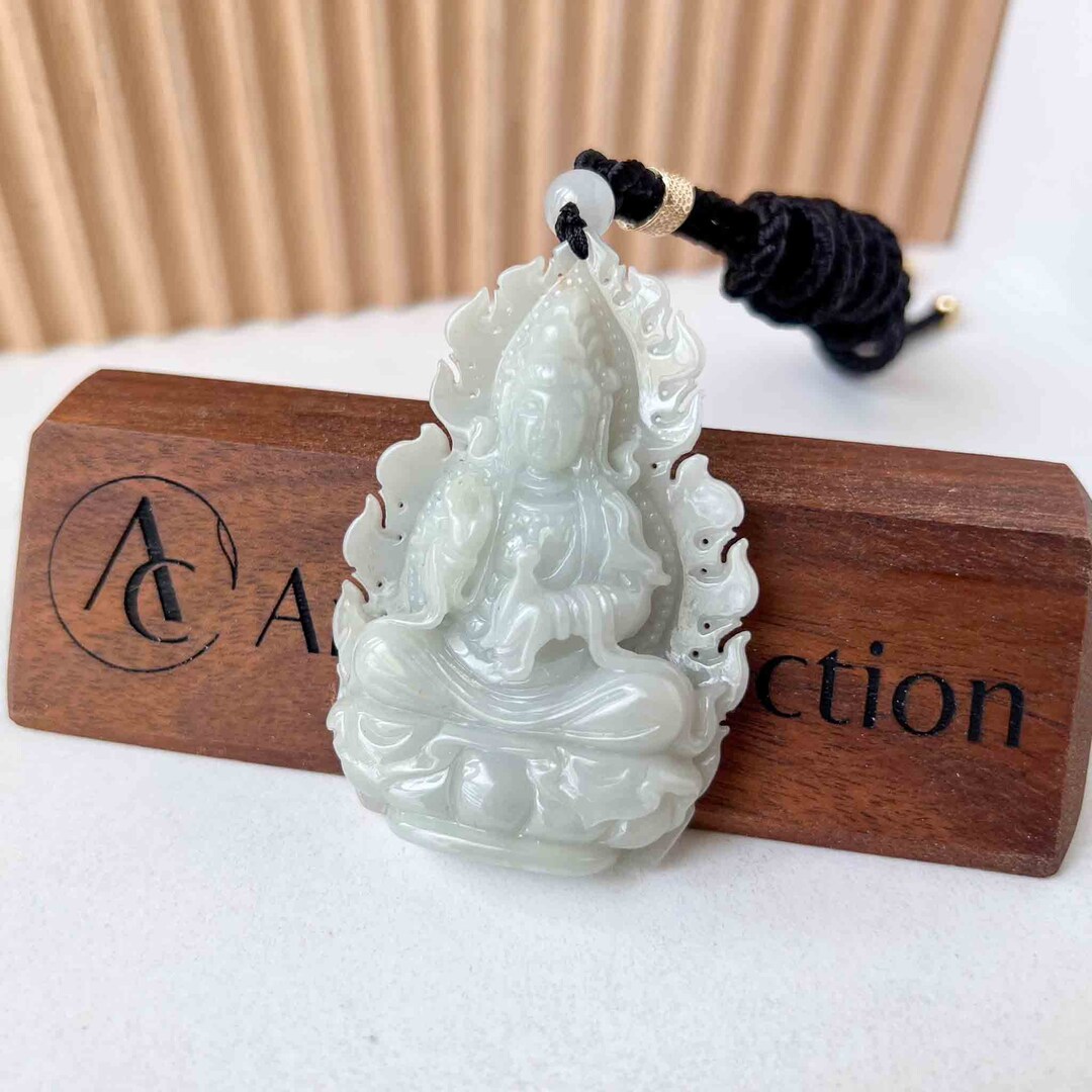Jadeite Jade Guan Yin Avalokiteshvara Hand Carved Pendant Necklace ...