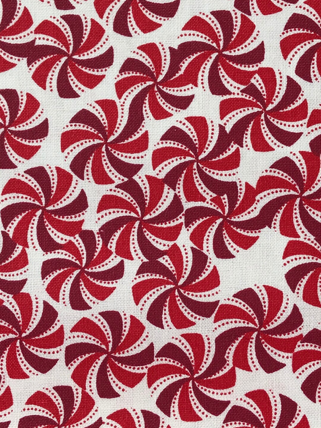 Red Peppermint Candy on White Candies Peppermints 100% Cotton Fabric FQ ...
